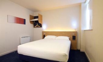 Travelodge Wolverhampton Centra: 2026 Deals & Reviews | Trip.com