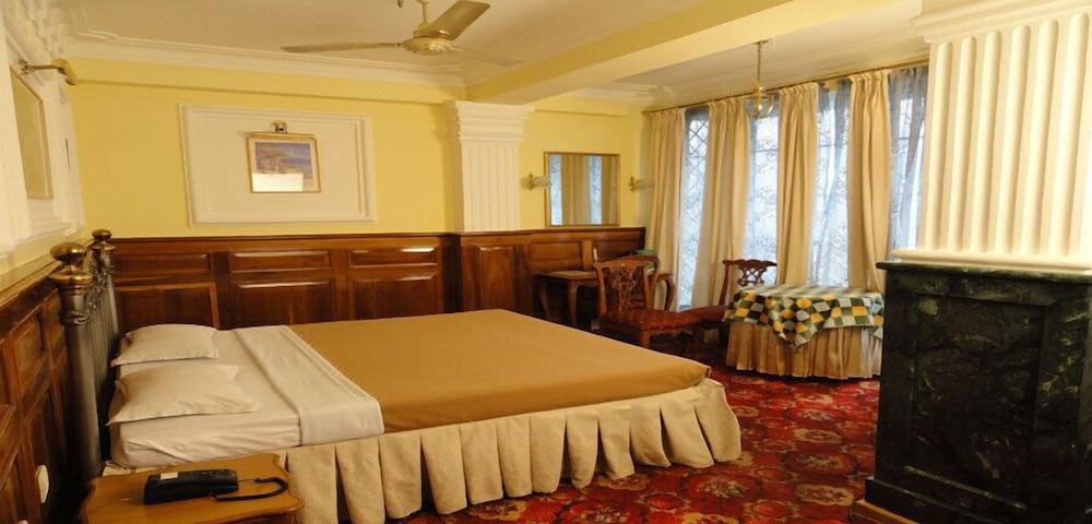 The New Castle Hotel - Gangtok
