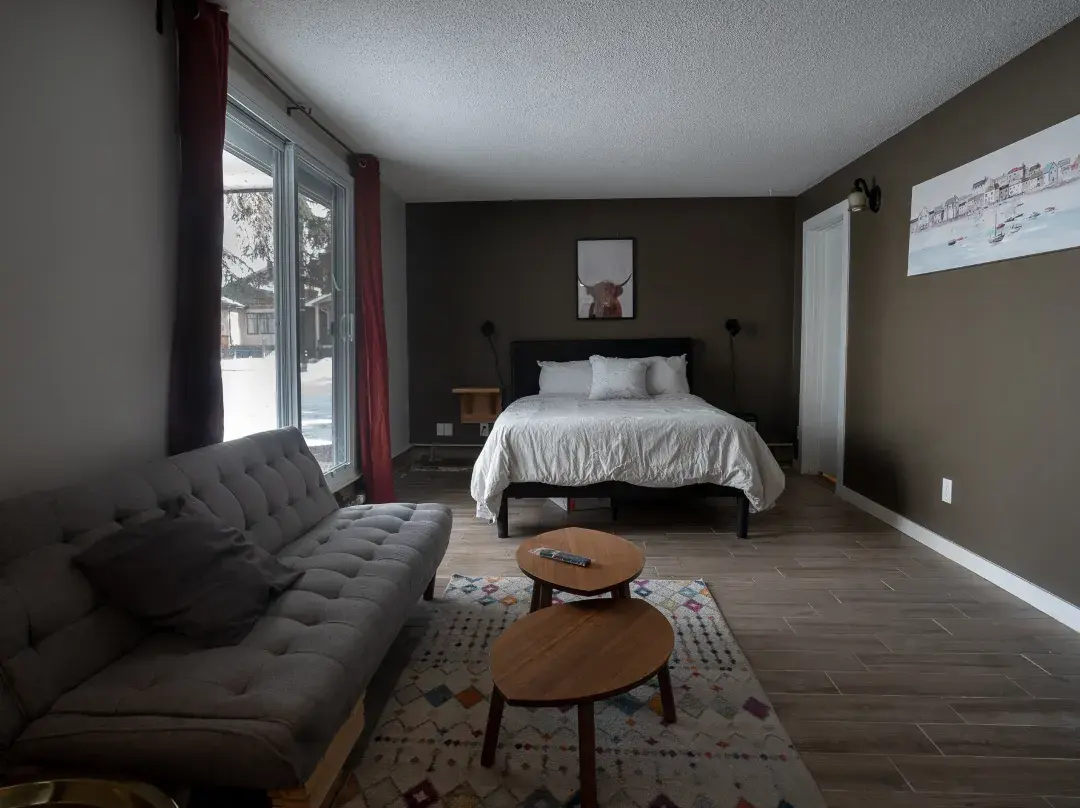 Condo D'une Chambre Près De L'avenue Whyte - Edmonton, Canada