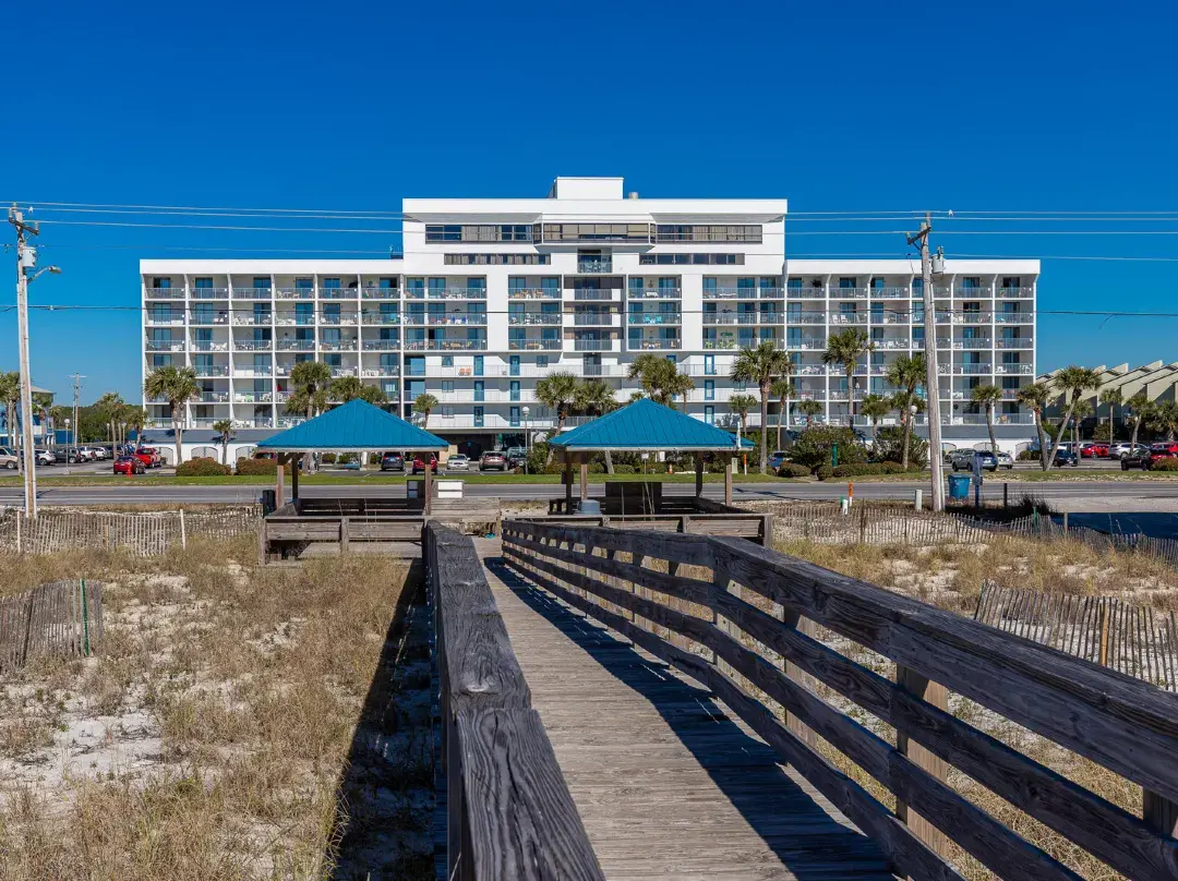 Breathtaking Gulf View And Cozy Comfort - Inviting Beach Retreat - Gulf Shores, AL