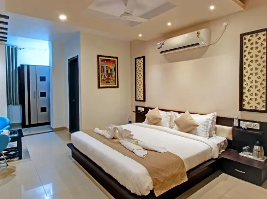 Hotel Nawalgarh Plaza - Nawalgarh