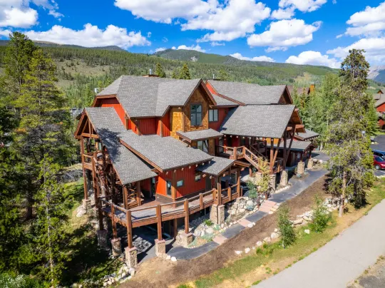 Luxurious Amenities And Serene Wooded Views - Exquisite Mountain Retreat - Keystone, CO
