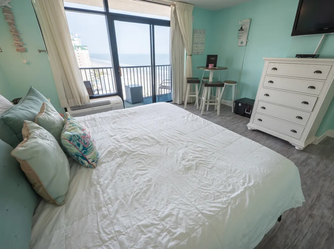 Ocean View And Pools - Charming Coastal Retreat - Myrtle Beach, SC