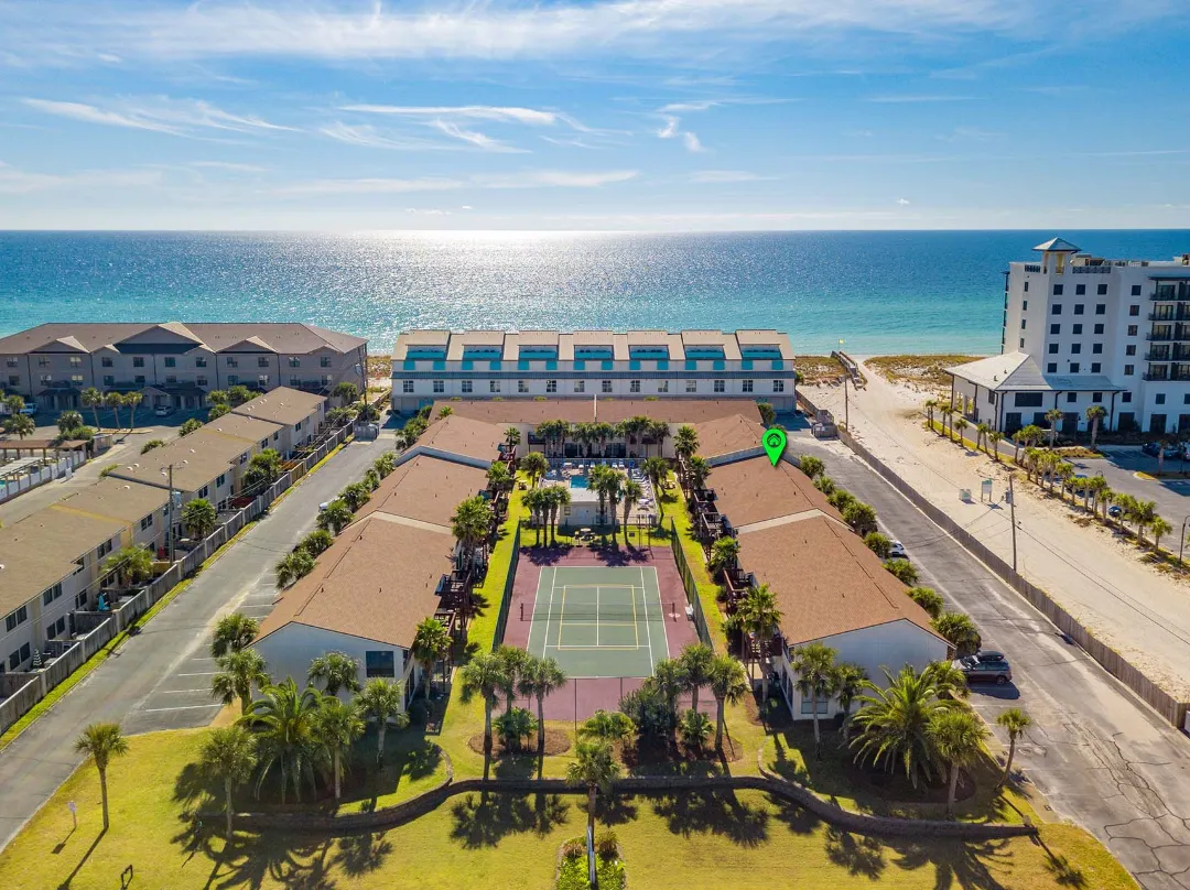Beach Access And Poolside Views - Stunning Coastal Haven - Navarre, FL