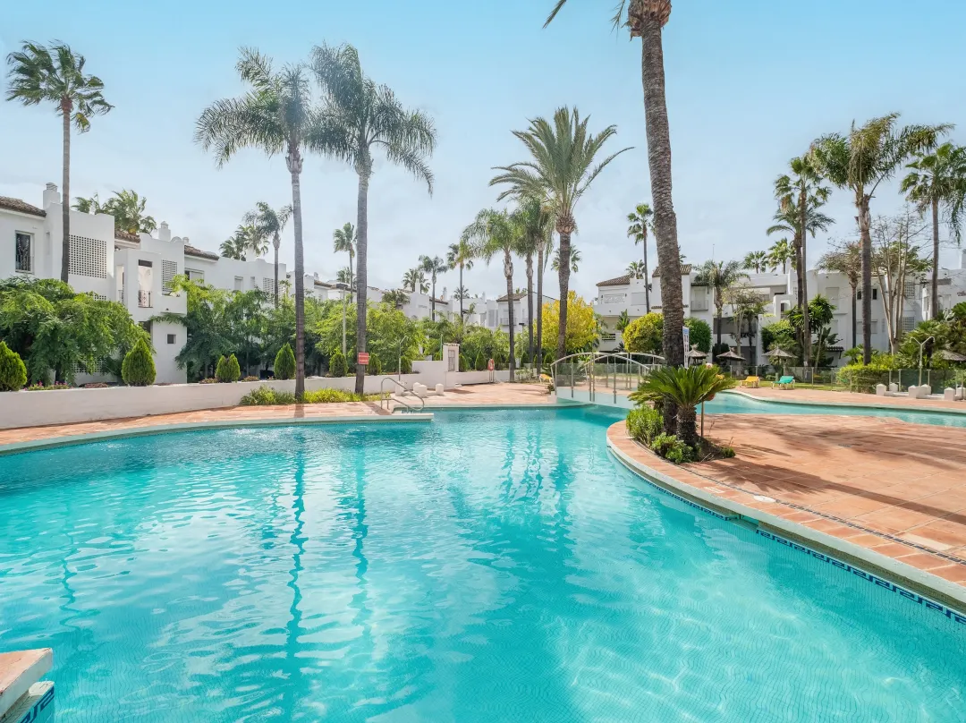 Seaside Stay With Pool - Costa del Sol