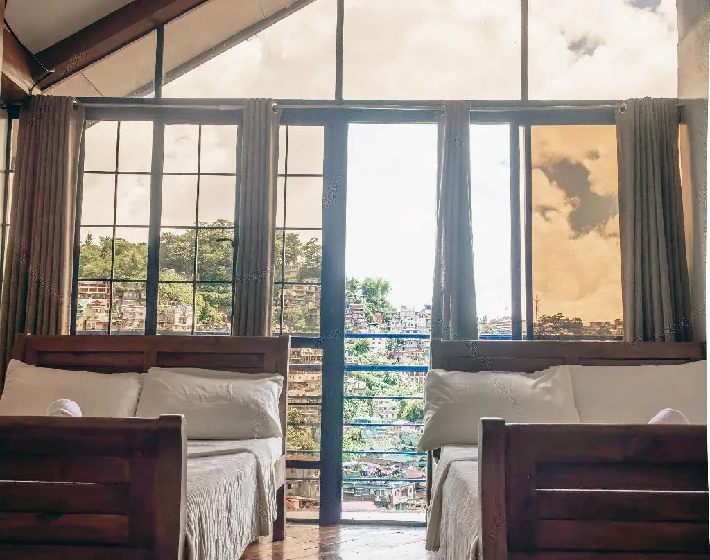 The Half House By Elmar Cabin - Baguio