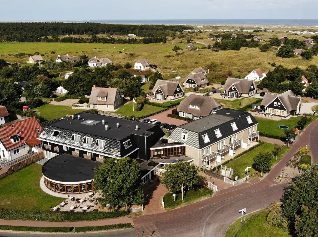 Hotel Nes - Nes