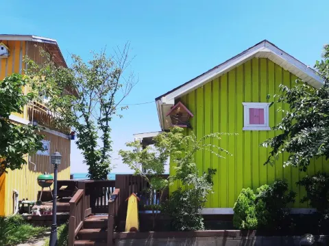 Yeongdeok Solhyanggi Pension - Nam-gu