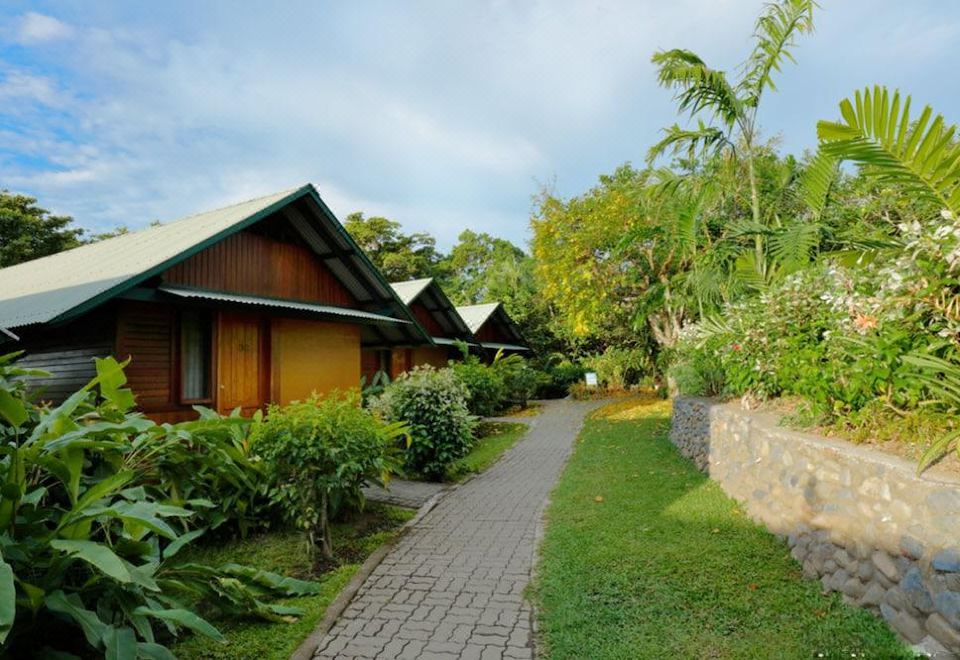 Kokopo Beach Bungalow Resort,Kokopo - Updated 2024 Reviews & Prices ...