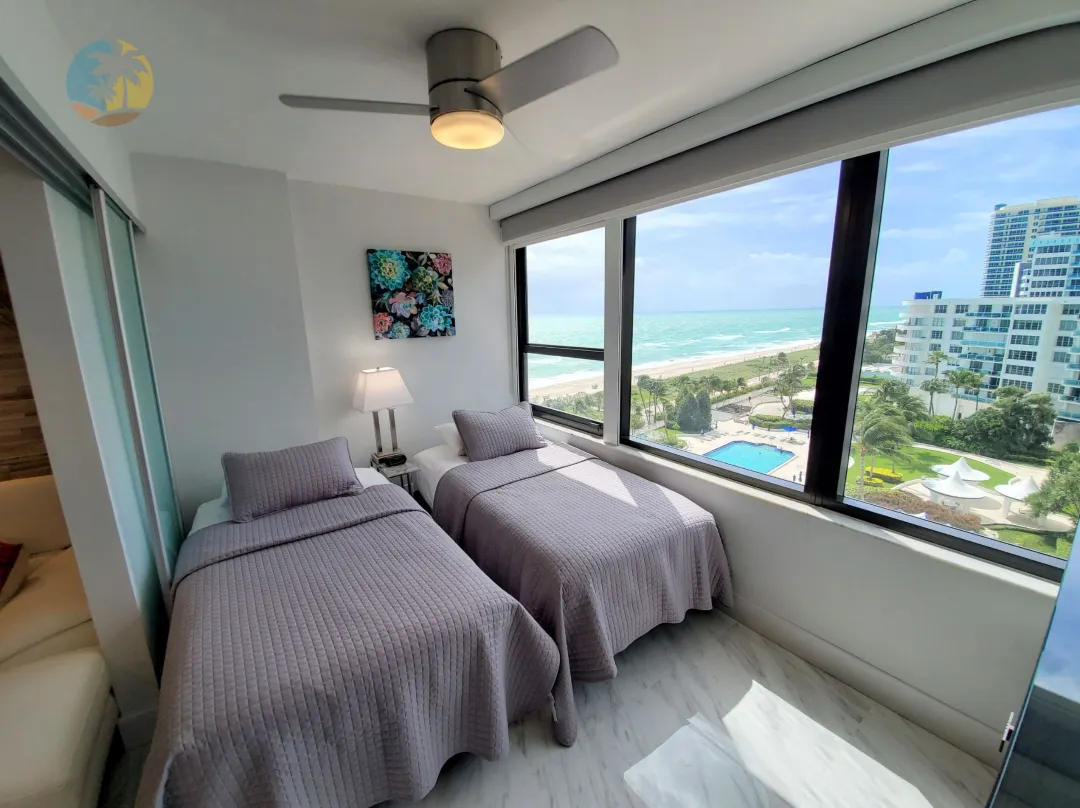 Modern Luxury 4 Bedroom Ocean Views For Bachelorettes - 1103 - Miami Beach