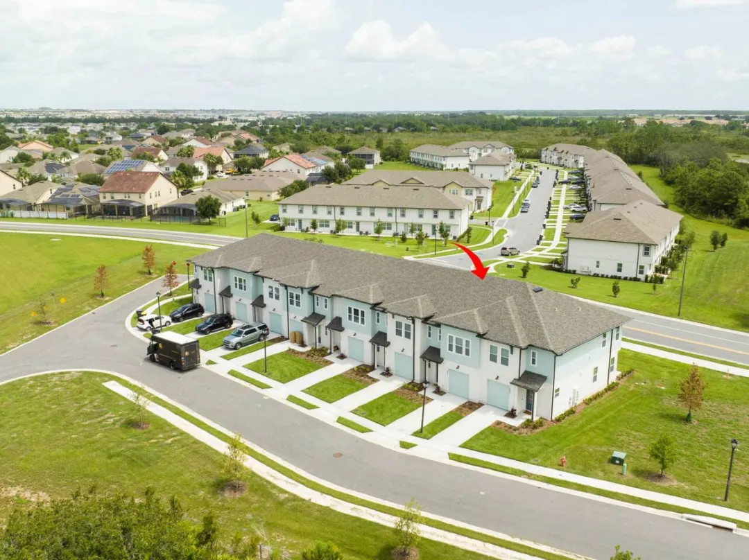 Main Pool And Thematic Water Park - Stunning Modern Luxury Retreat - Davenport, FL