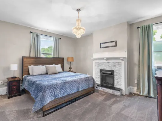 Hot Tub And Outdoor Patio - Spacious Retreat With Serene Ambiance - Pittsburgh, PA