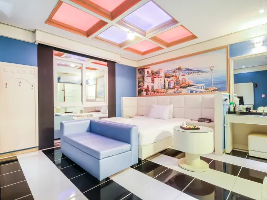 Sacheon Gung Self Check-in Motel - 진주시