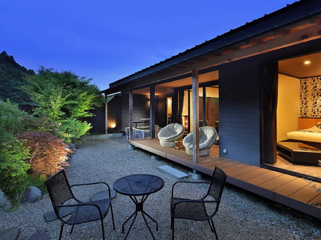 Open-air Baths In All Rooms. Independent Cottages - Kanon - Nikko