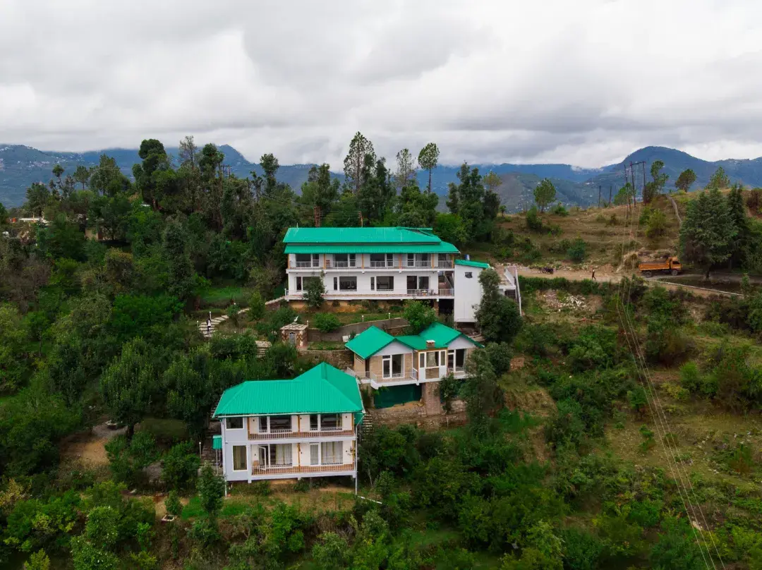 Shree Parijat Resort - Luxury Resort In Mukteshwar - Mukteshwar