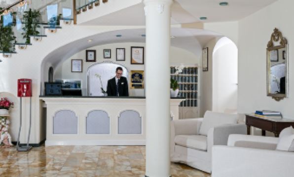 Hotel Syrene (Capri Town) - 2026 Prices, Reviews & Deals | Trip.com