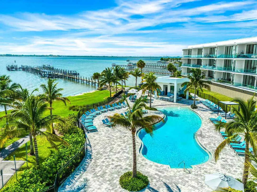 Expansive Ocean Views And Resort Amenities - Stunning Coastal Retreat - Melbourne Beach, FL