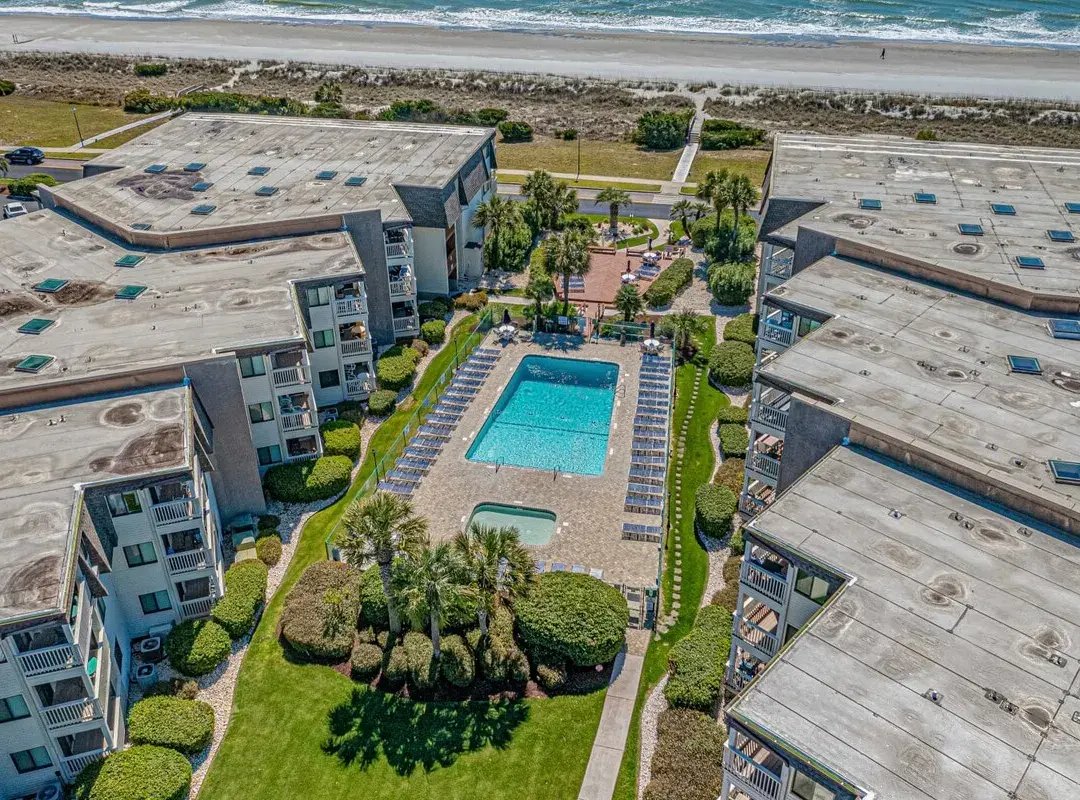 Ocean View Balcony And Access To Pools - Charming Beach Haven - Myrtle Beach, SC