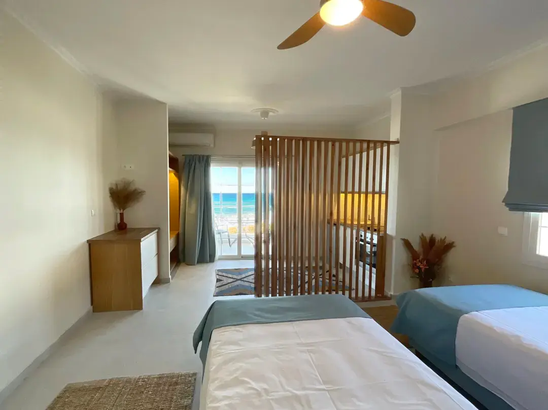 Beachfront 2-bed Luxury Suite - Agios Gordios, Corfu, Greece - Corfou