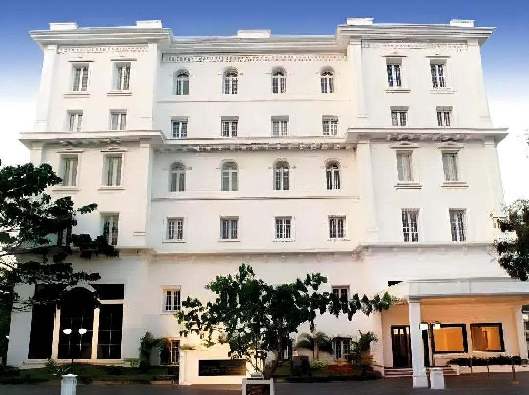 The Avenue Center Hotel - Koçi