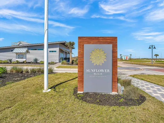 Resort Pools, Golf Cart Boardwalk To The Beach - Corpus Christi, TX
