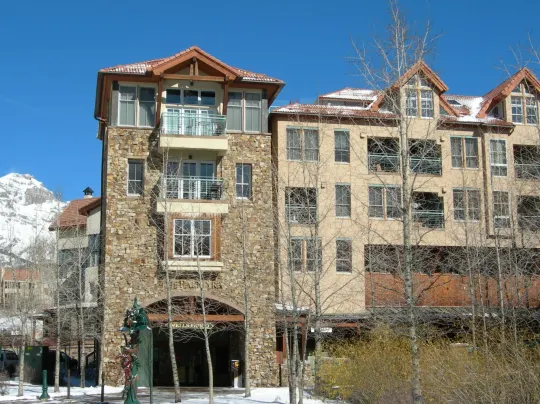 Stylish Getaway With Ski Locker And Mountain Views - Bright Sanctuary - Telluride, CO