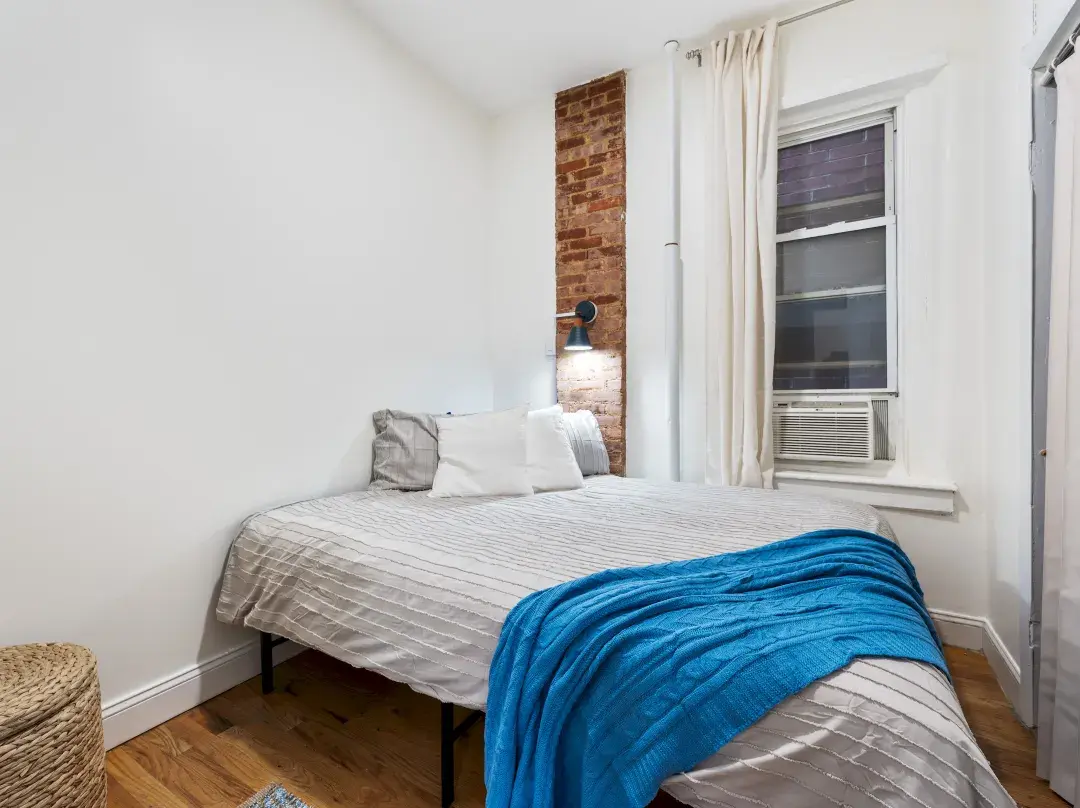 Spacious 2br On The Upper East Side, Steps From Central Park - Westchester County, NY