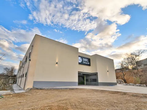 Donghae Easy Self Check-in Hotel - Donghae