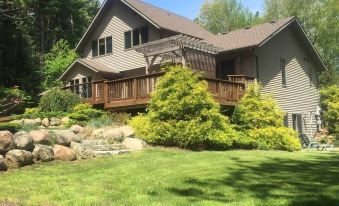 Acorn Lodge Private Riverfront & Trails is an exclusive Retreat ...