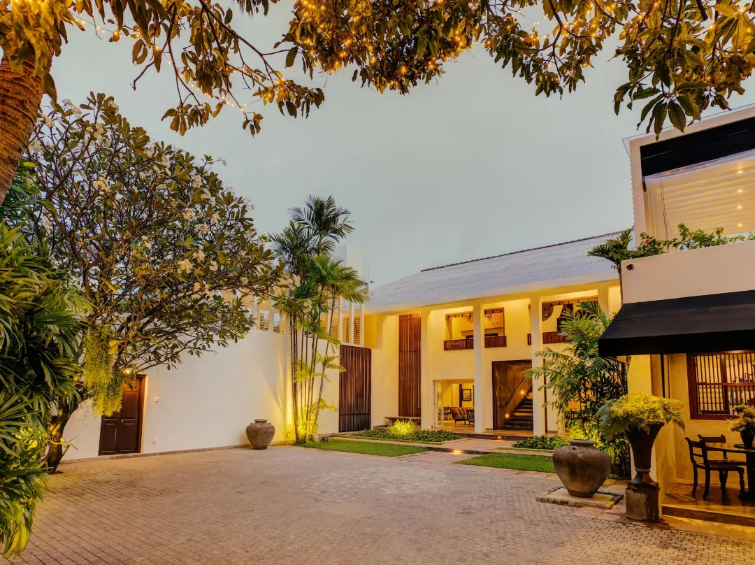 Taru Villas - Lake Lodge - Colombo - Colombo