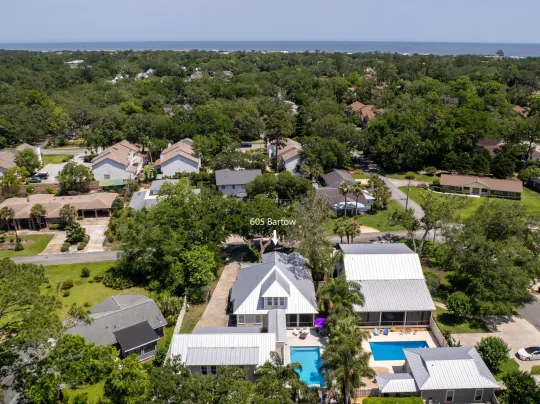 Upscale Design, Private Garage And Pool Access - Charming Retreat - Sea Island, GA