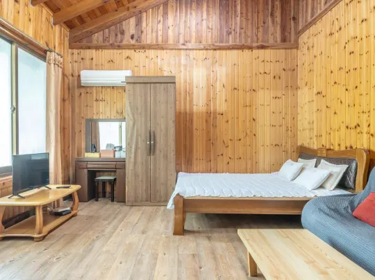 Gapyeong Calbongsanouto Campingjang) - Icheon-si