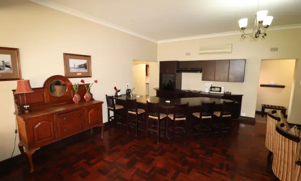 Kimberley Club Guesthouse,Kimberley - Updated 2024 Reviews & Prices ...