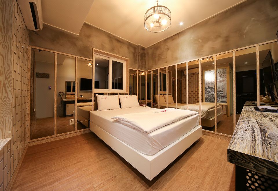 B-Bas in Pyeongri-Dong, Daegu,Daegu - Updated Prices & Hotel Reviews ...