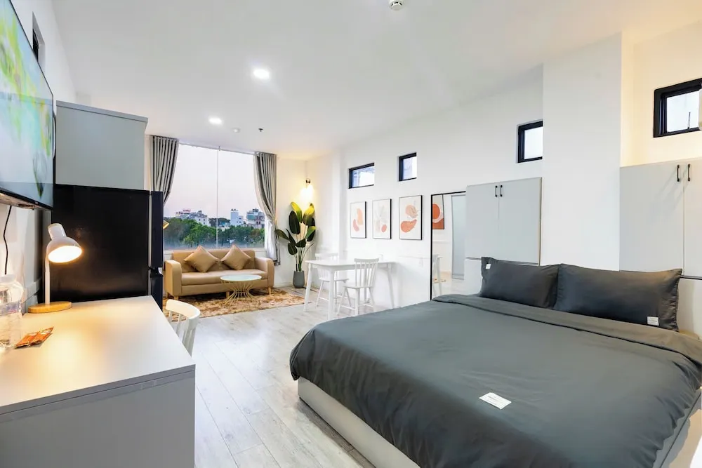 Home Away - Dang Thi Nhu - 胡志明市