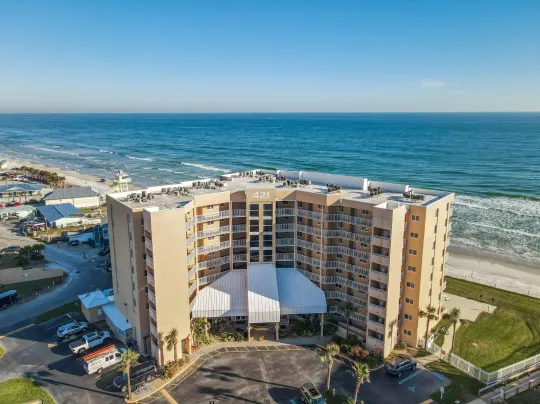 Beachfront Pool And Stunning Views - Luxurious Coastal Retreat - New Smyrna Beach, FL