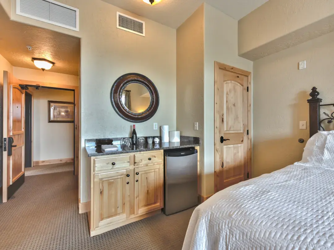 Resort Property, Corner One Bedroom, Pool, Steps To Skiing And Golf, Enjoy Sv413b/c - Midway, UT