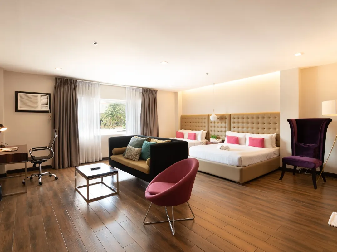 Lenox Hotel - Calasiao