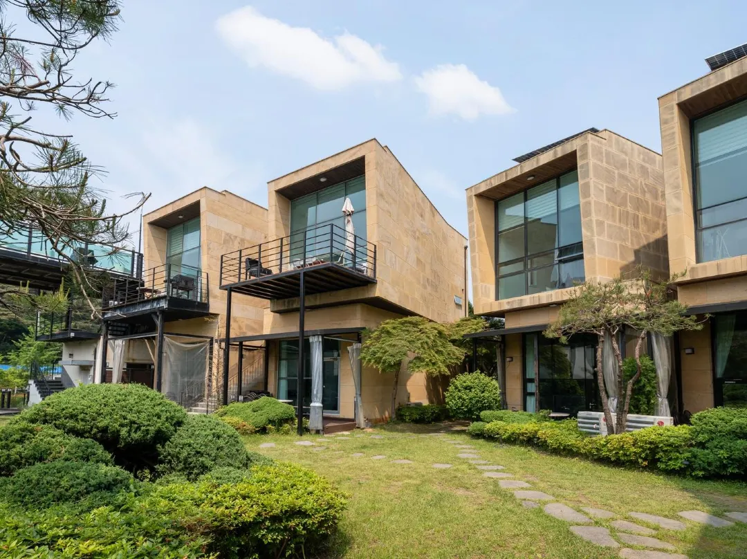 Taean Bohemia Village Pension - 仁川