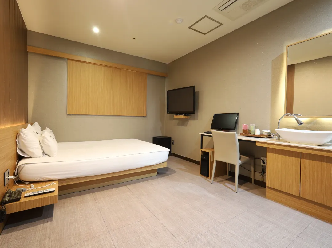 Nampo Comma Hotel - Busan