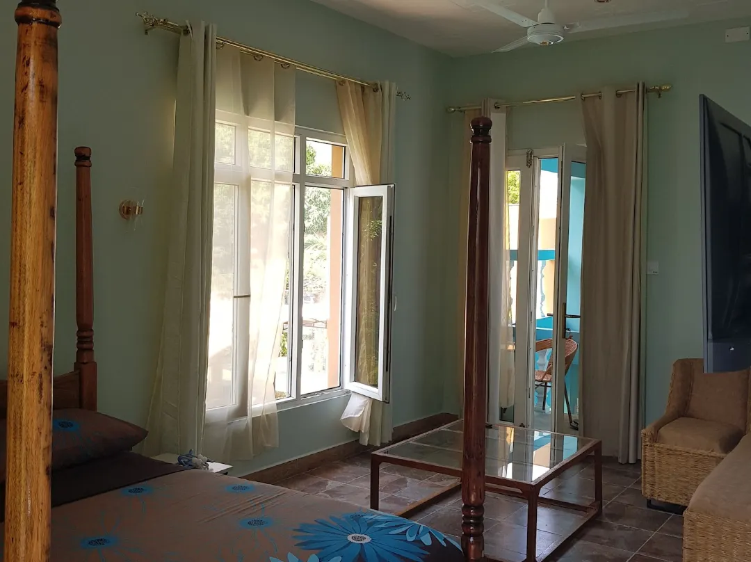 Rocks Villa Homestay - Diani Beach
