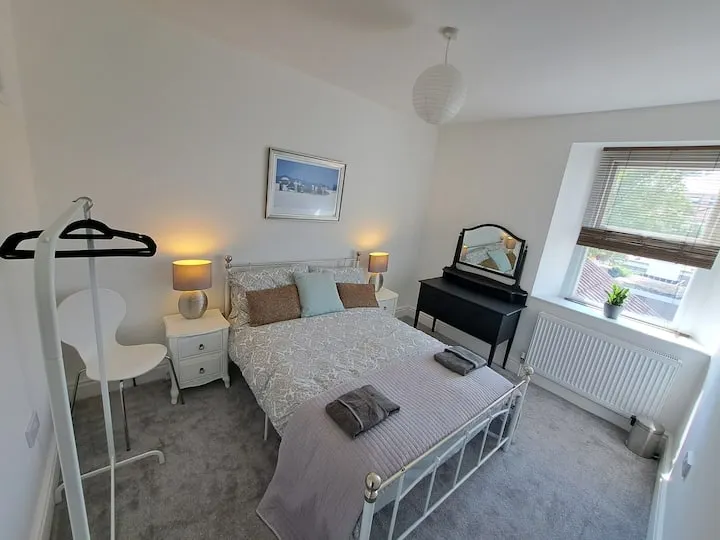 Beautiful 2br Home Close To Beachfront - Weston-super-Mare