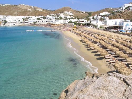 La Playa Studio Best location close to the Beach & center, Platis ...
