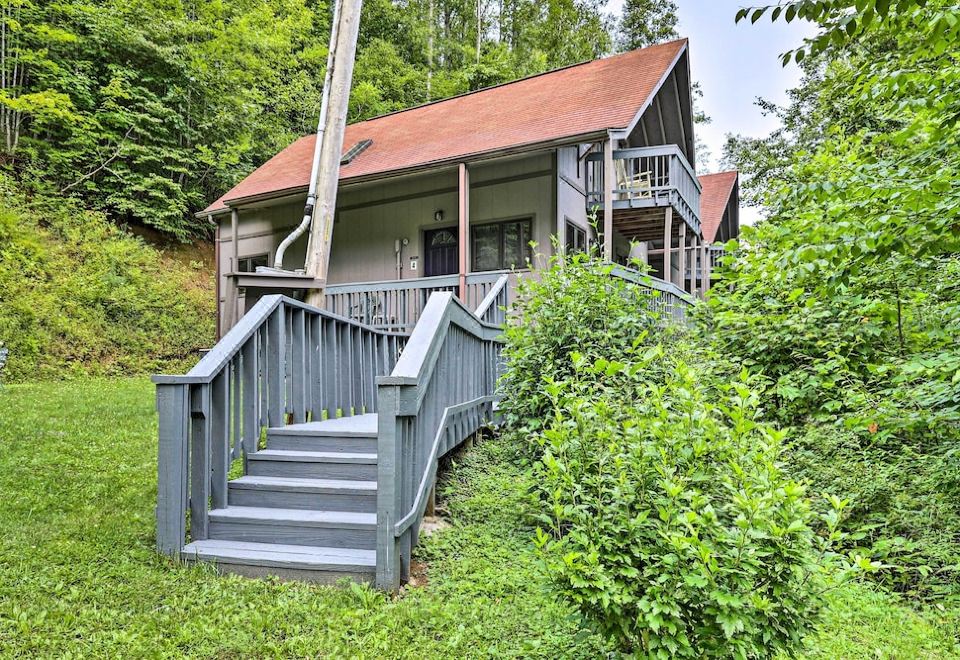 Idyllic Roan Mountain Cabin Across from Creek,Carter County - Updated ...