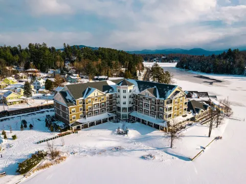 Voco Saranac Lake Ny - Waterfront By Ihg - Adirondack Mountains