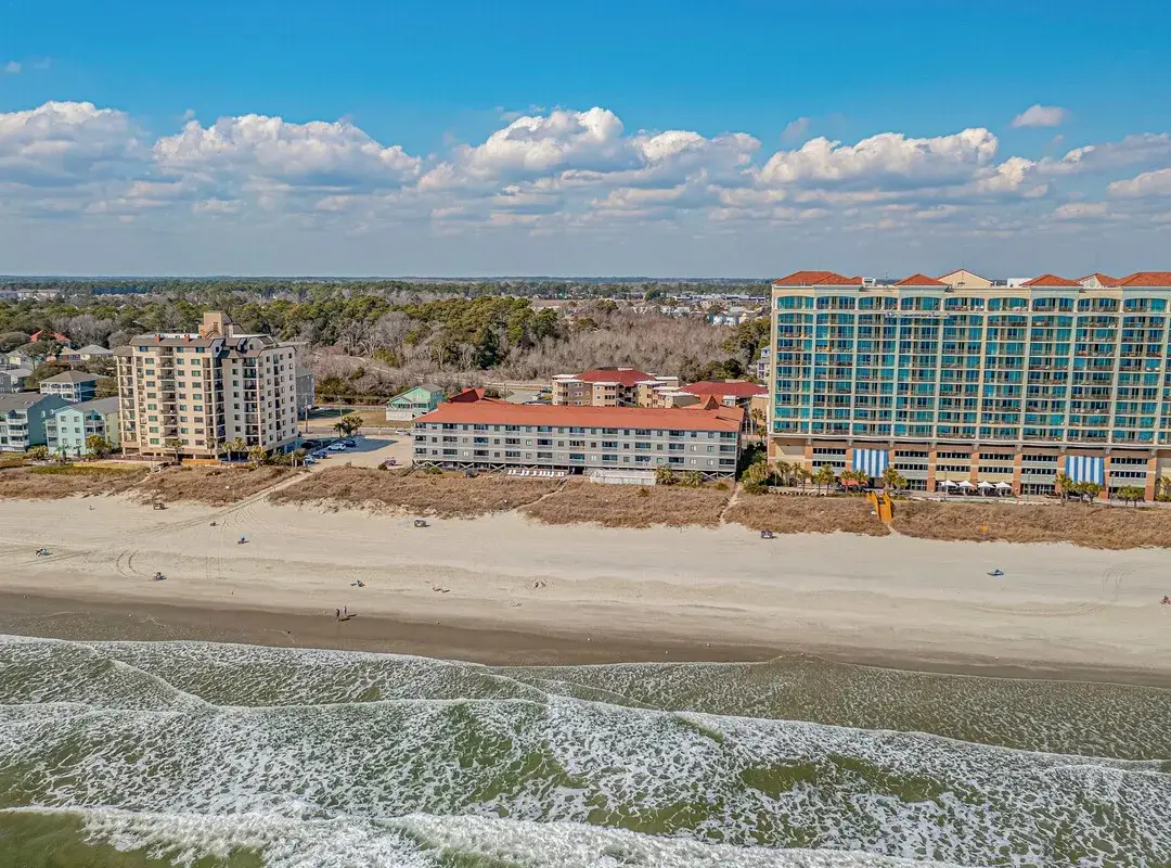 Expansive Views And Year-round Pool - Beautiful Oceanfront Haven - Little River