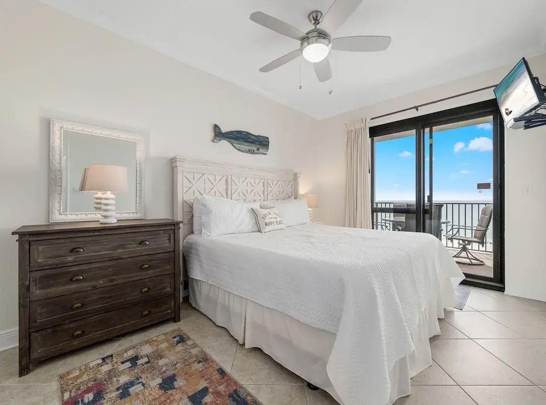 Direct Beach Access And Indoor Outdoor Pool - Charming Coastal Haven - Perdido Key, FL