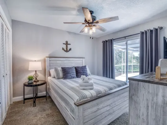 Heated Pool And Backyard Fishing Retreat - Stunning Oasis - Sarasota, FL