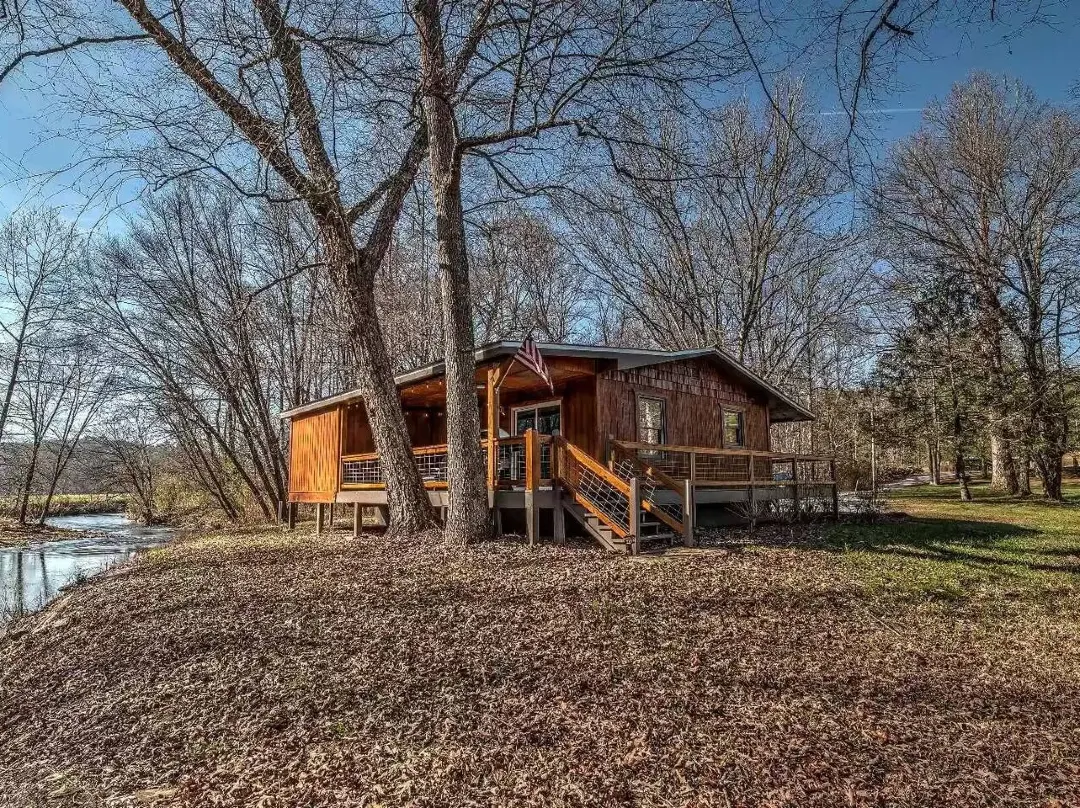 Private Hot Tub And Fire Pit Oasis - Charming Creekside Retreat - Blue Ridge, GA