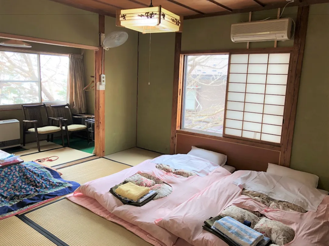 Uotoshi Ryokan - Nakano